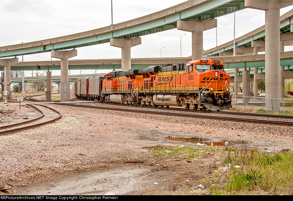 BNSF 5995